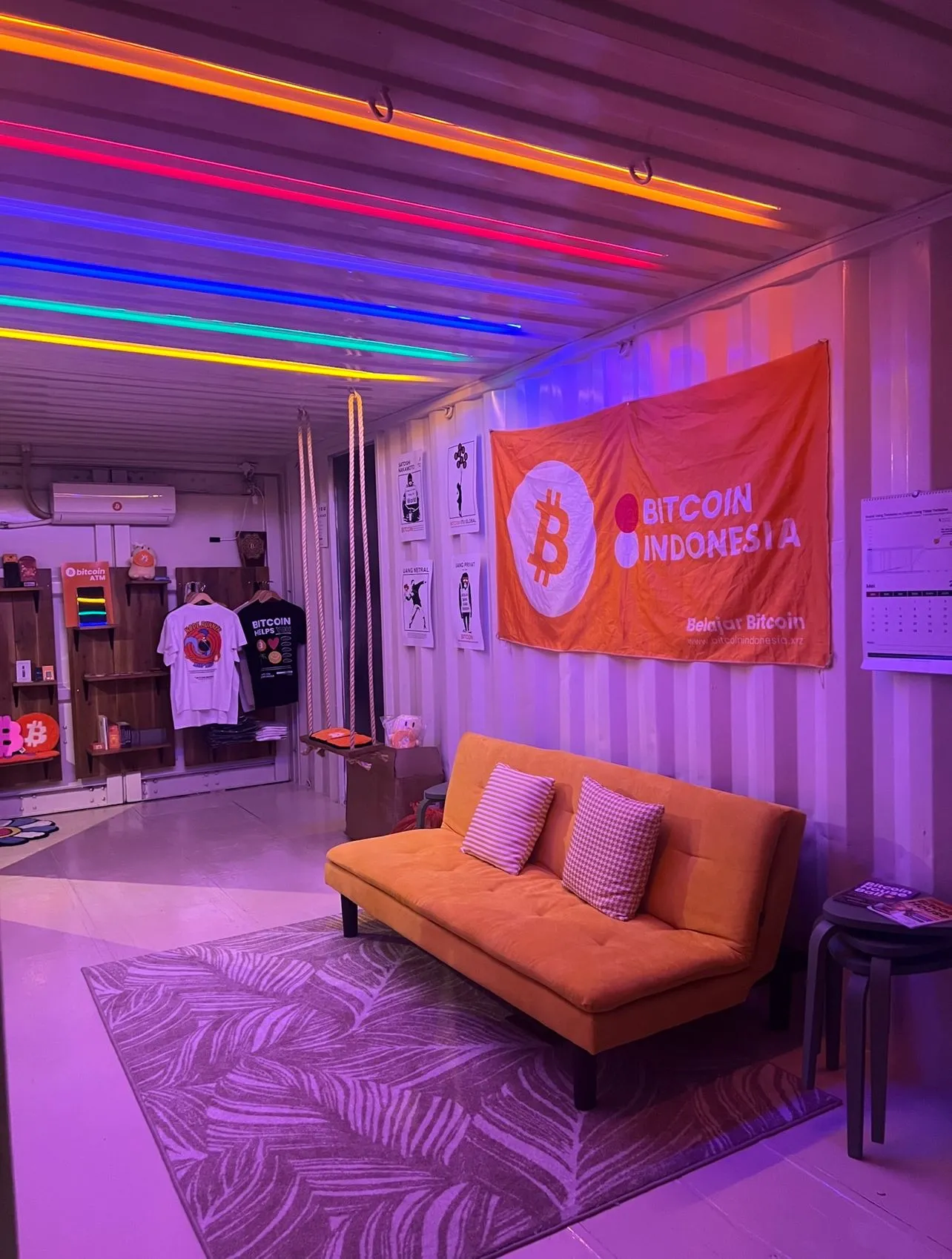 Bitcoin House Bali - Community, DEV & Education + Circular E | Geyser