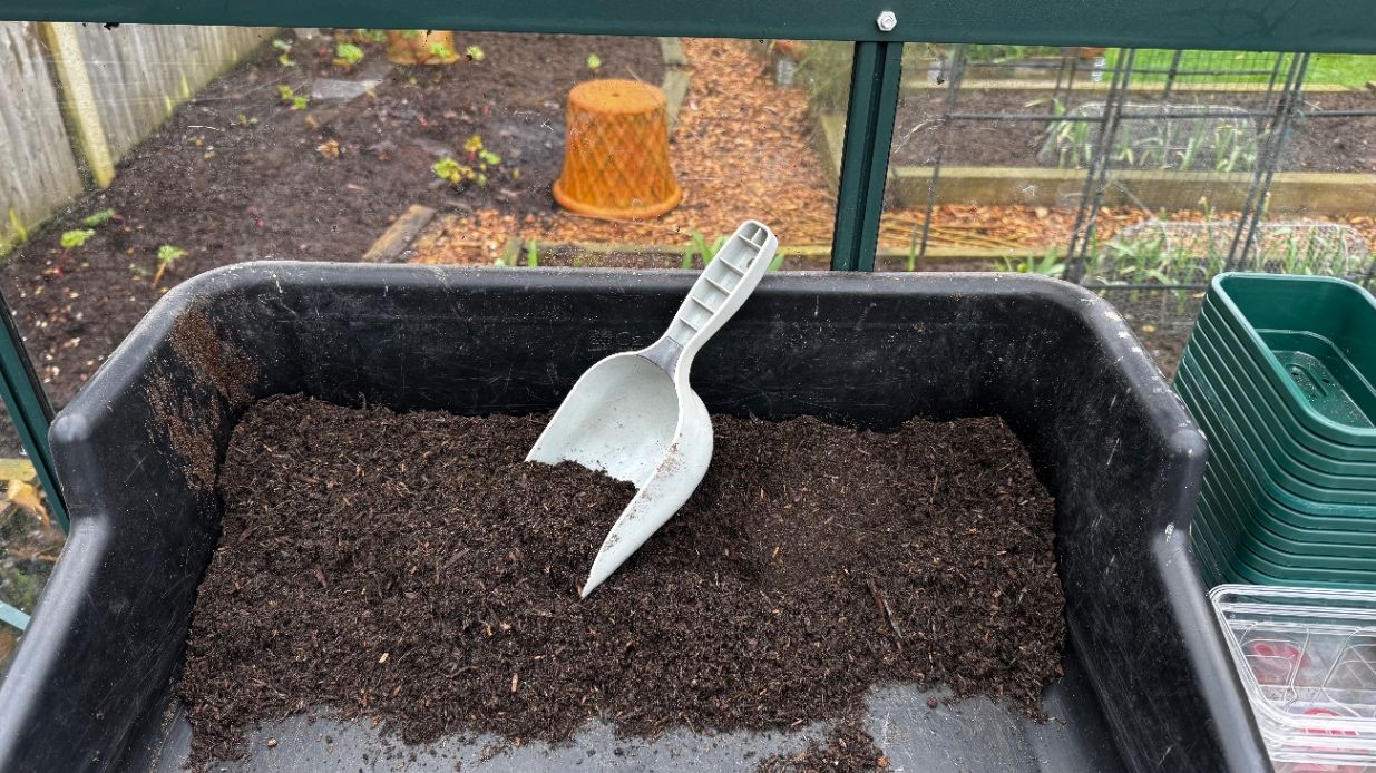 How to make your own seed sowing compost at home - Helen Hutchings Cox ...