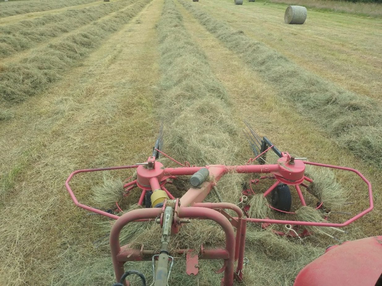Fifteen days of hay - filling the barn with fodder - Charlie Flindt ...