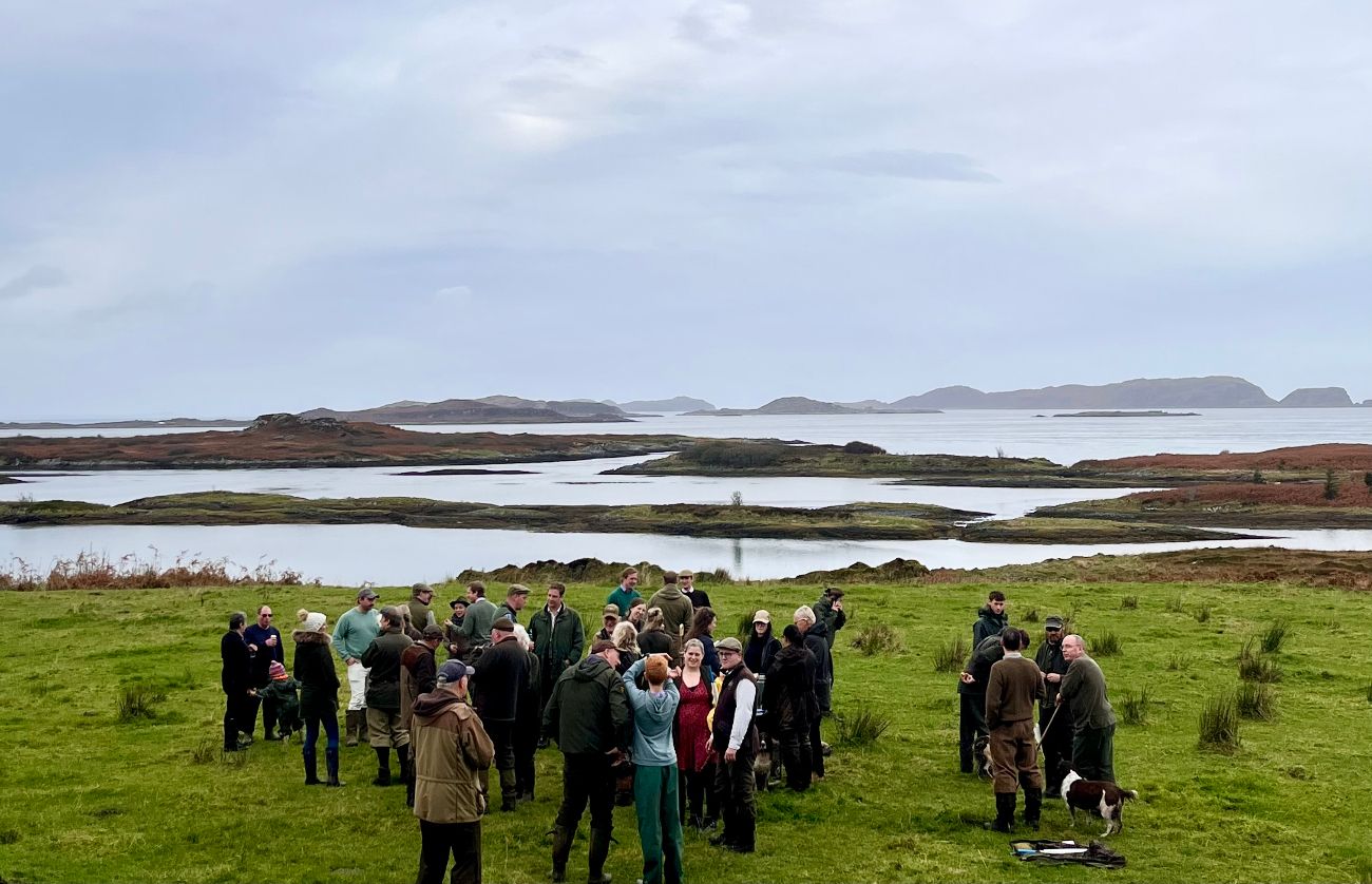 Treasure Island - Isle of Luing - GunsOnPegs