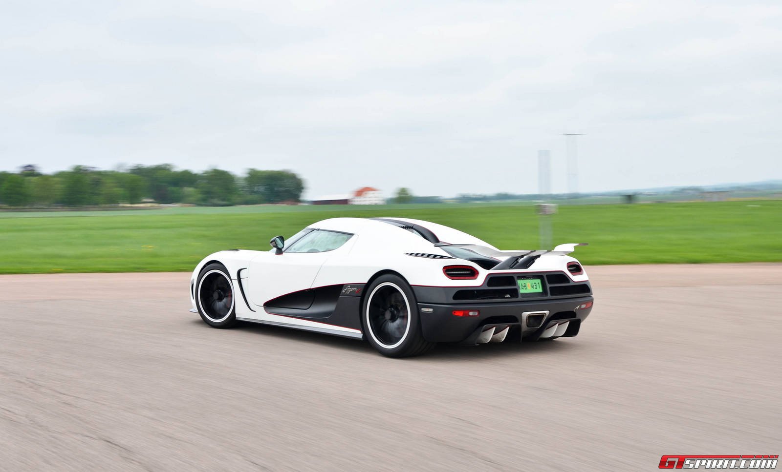 Koenigsegg Agera R Review & Test Drive