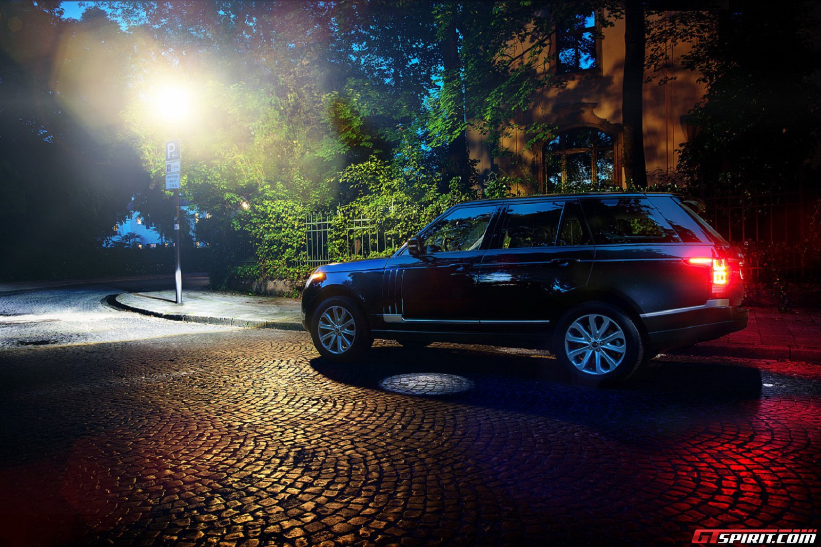 Road Test: 2013 Range Rover SDV8 Review