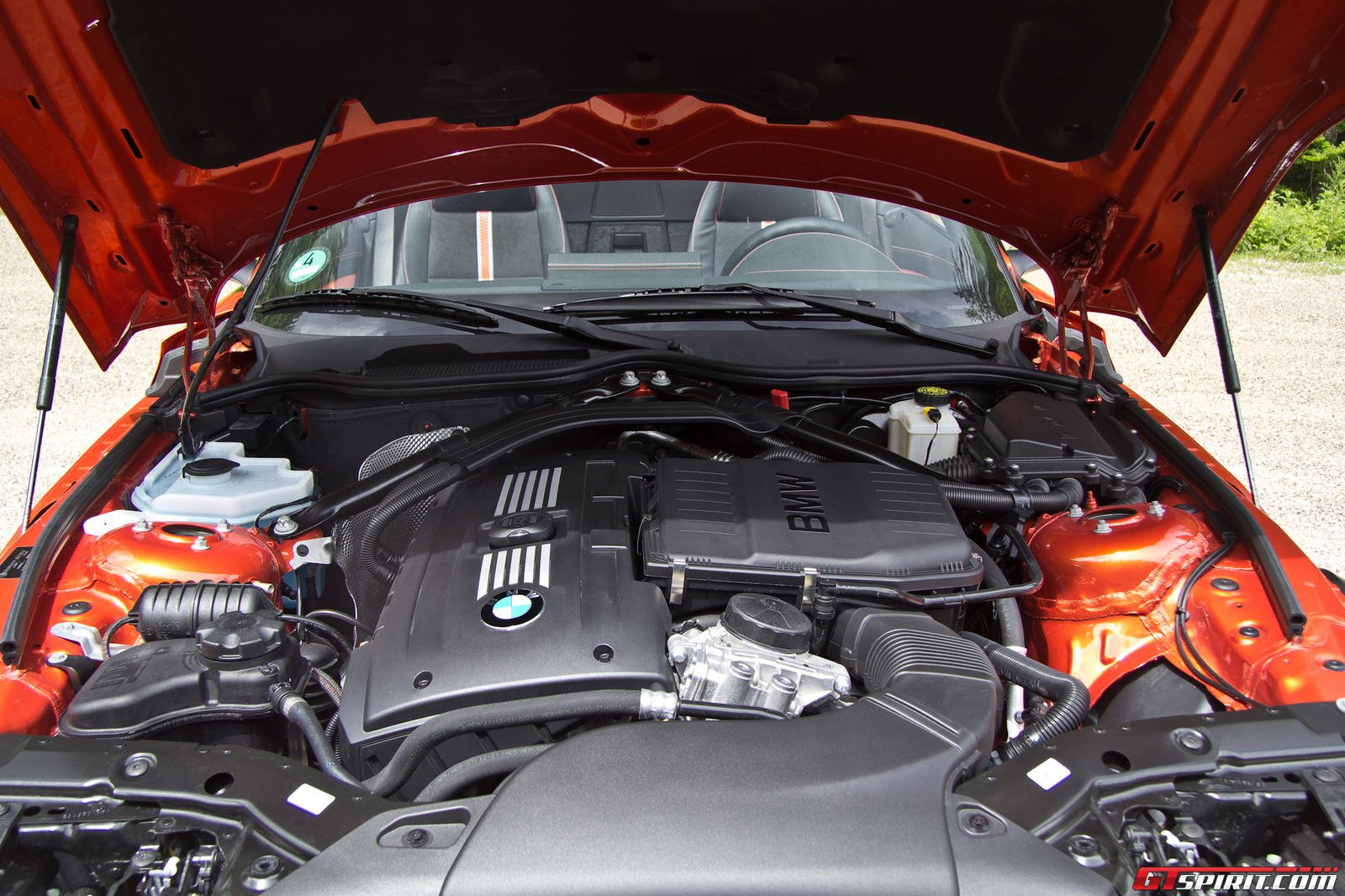 Road Test: 2014 BMW Z4 sDrive35is - GTspirit