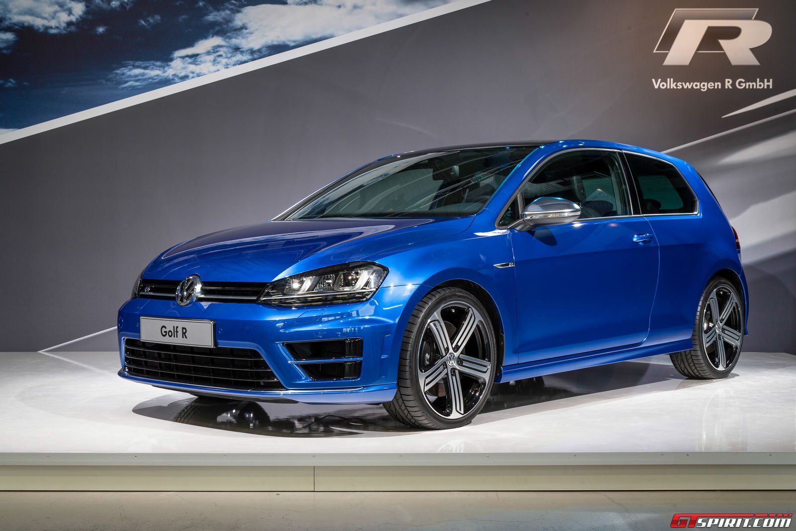2015 Volkswagen Golf R Official Unveil Gallery - GTspirit