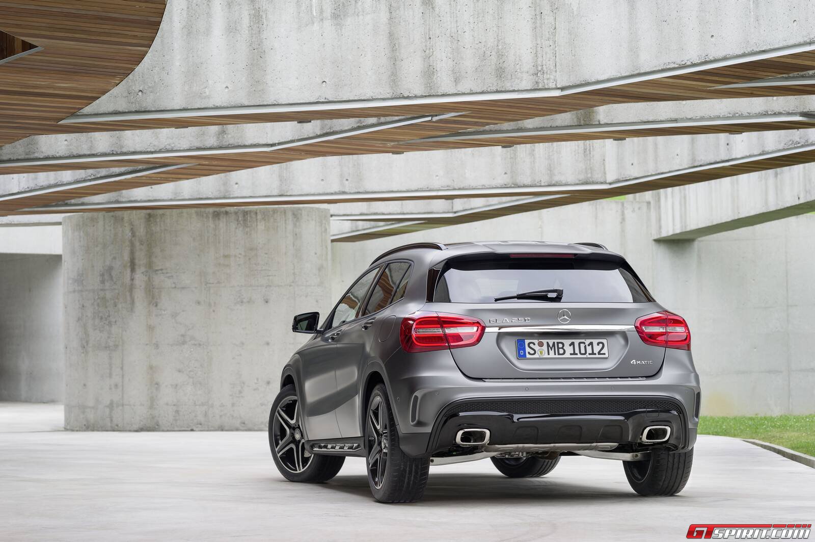 Official: Mercedes-Benz GLA-Class - GTspirit