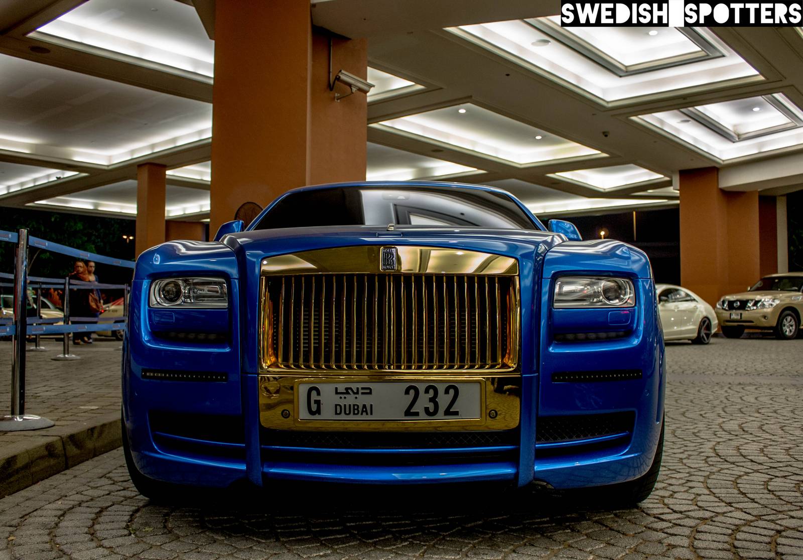 Mansory Gold Rolls-Royce Ghost Spotted in Dubai - GTspirit