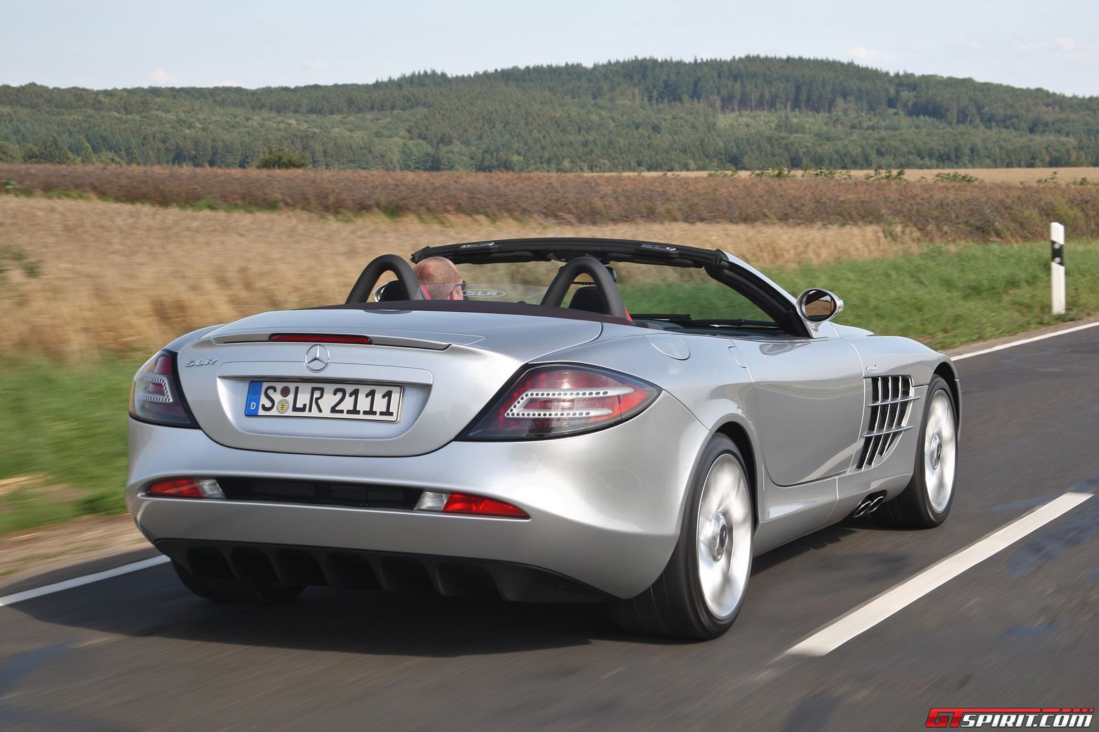 Road Test: Mercedes SLR McLaren Roadster - GTspirit