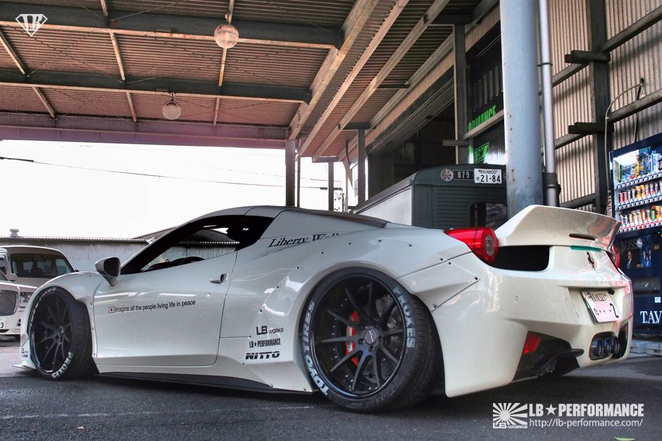 Liberty Walk's Widebody Ferrari 458 Spider! - GTspirit