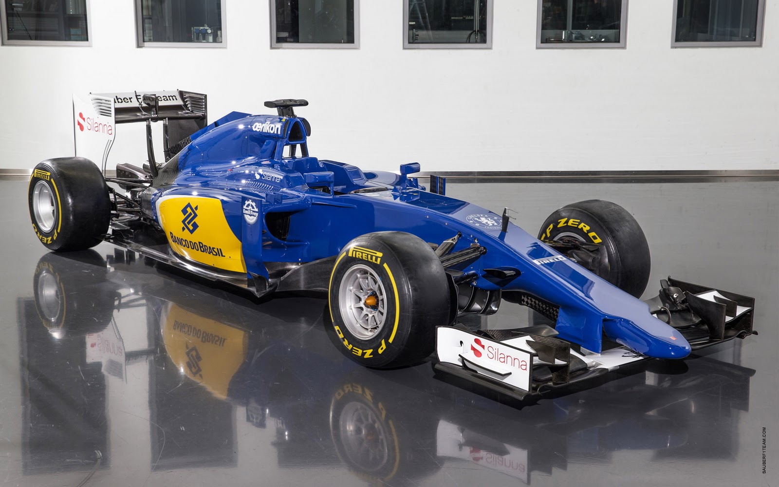 Official: 2015 Sauber C34 F1 Car - GTspirit