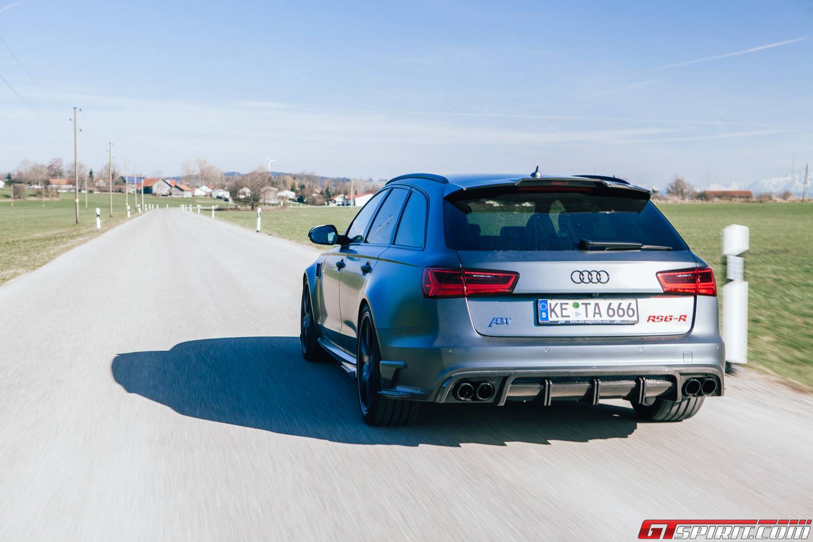 ABT RS6-R Review - GTspirit
