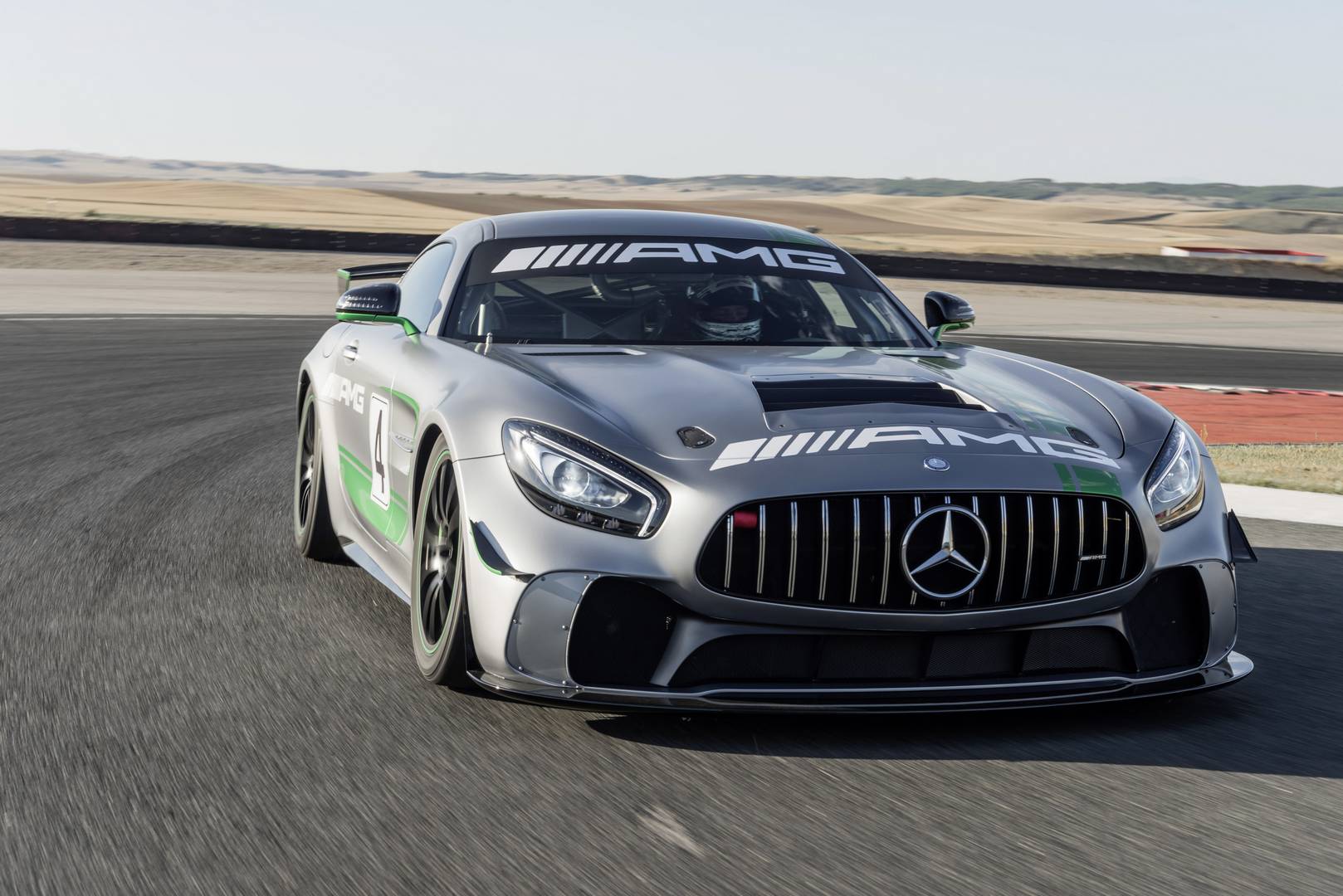 Official: Mercedes-AMG GT4 - GTspirit