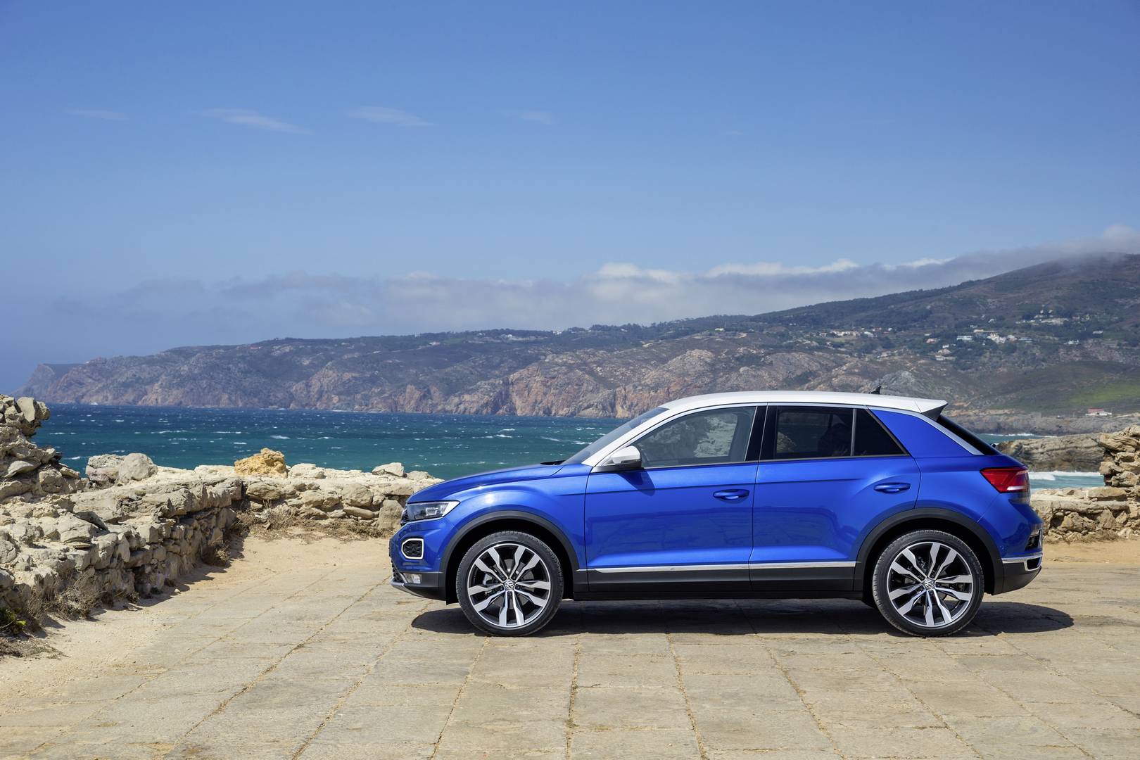 Volkswagen T-Roc Review - GTspirit