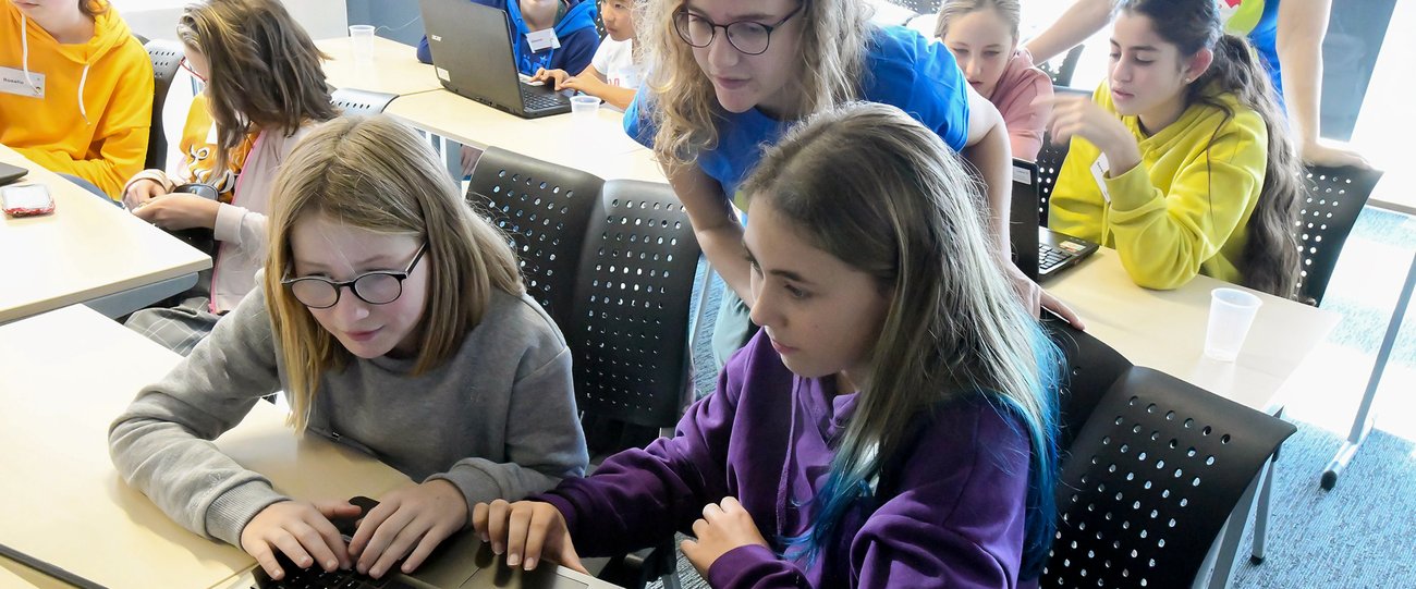 Europe and Africa code weeks: 136,000 students learn to code