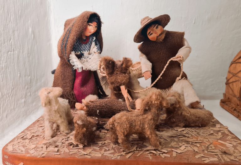 Why do we have nativity scene on Christmas? Mexican traditions