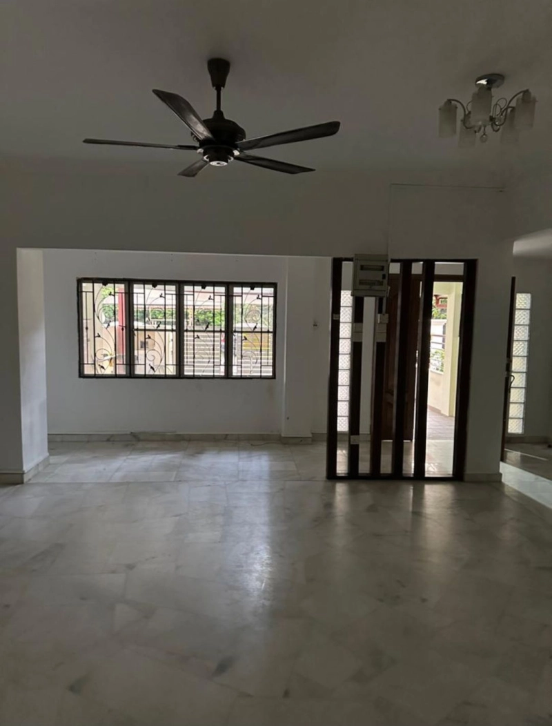USJ 22 Double Storey House 22 x 75 Renovated 5 Rooms 4 Baths ...