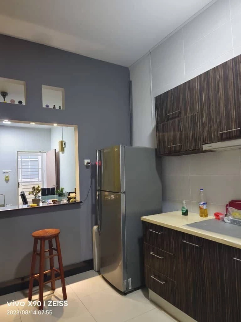 Horizon Residence Bukit Indah | 4 Bedrooms with Balcony & Full ...
