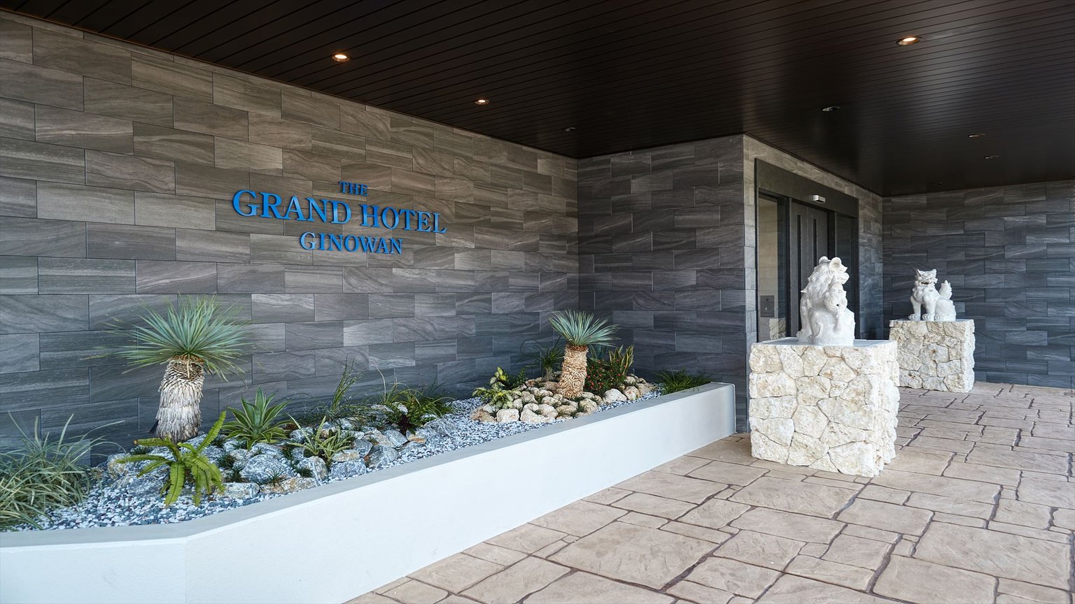 《THE GRAND HOTEL GINOWAN オーシャン＆シティビュー プレミアム3スターホテル》– 宿泊者のリアルな体験談と予約情報｜HafH - HafH