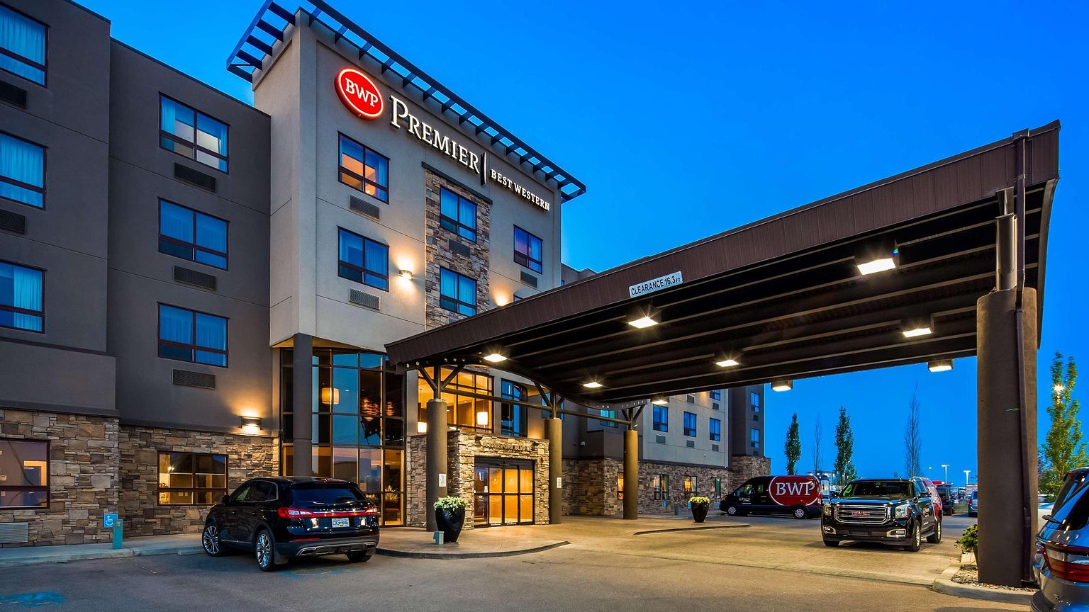《Best Western Premier Freeport Inn Calgary Airport》– 宿泊者のリアルな体験談と予約情報｜HafH - HafH