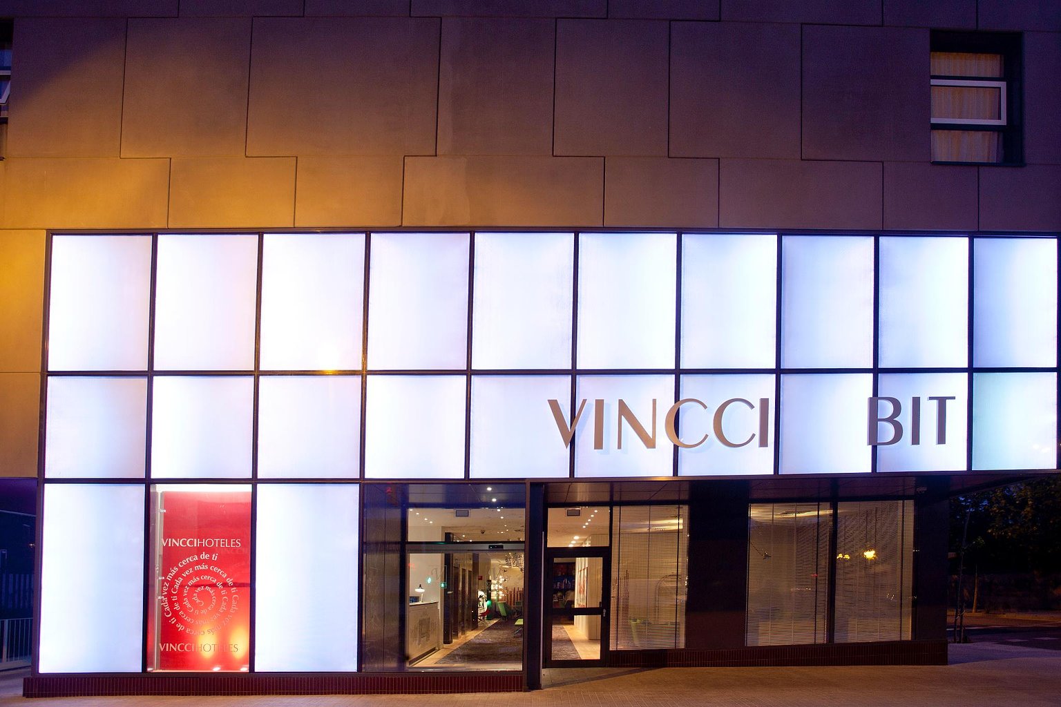 《Vincci Bit Hotel》– 宿泊者のリアルな体験談と予約情報｜HafH
