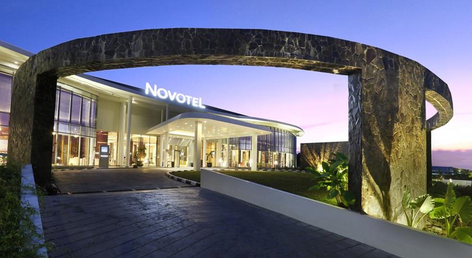 Novotel Banjarmasin Airport - HafH