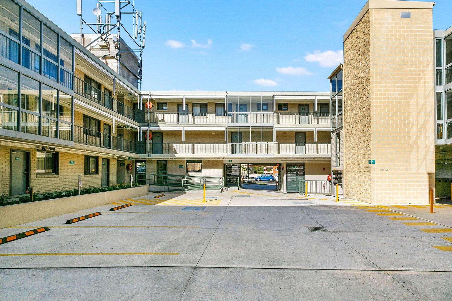 《Quality Inn Sunshine Haberfield》– Real Guest Stories & Booking Info | HafH