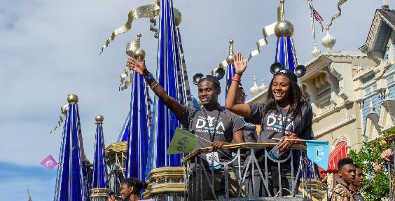 Landmark 15th Year of Disney Dreamers Academy Program Awaits 2022 Class ...