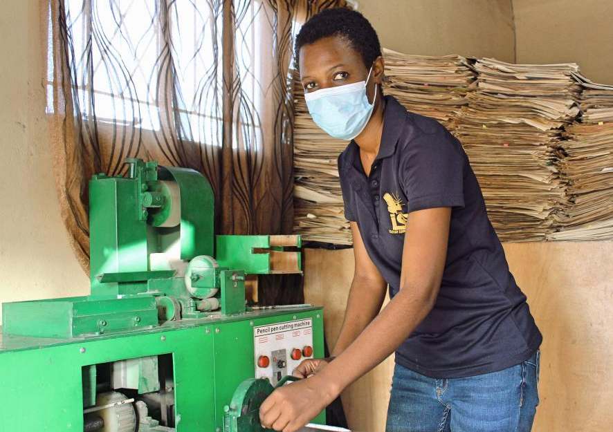 How a young woman from Botswana is turning newspapers into pencils to ...