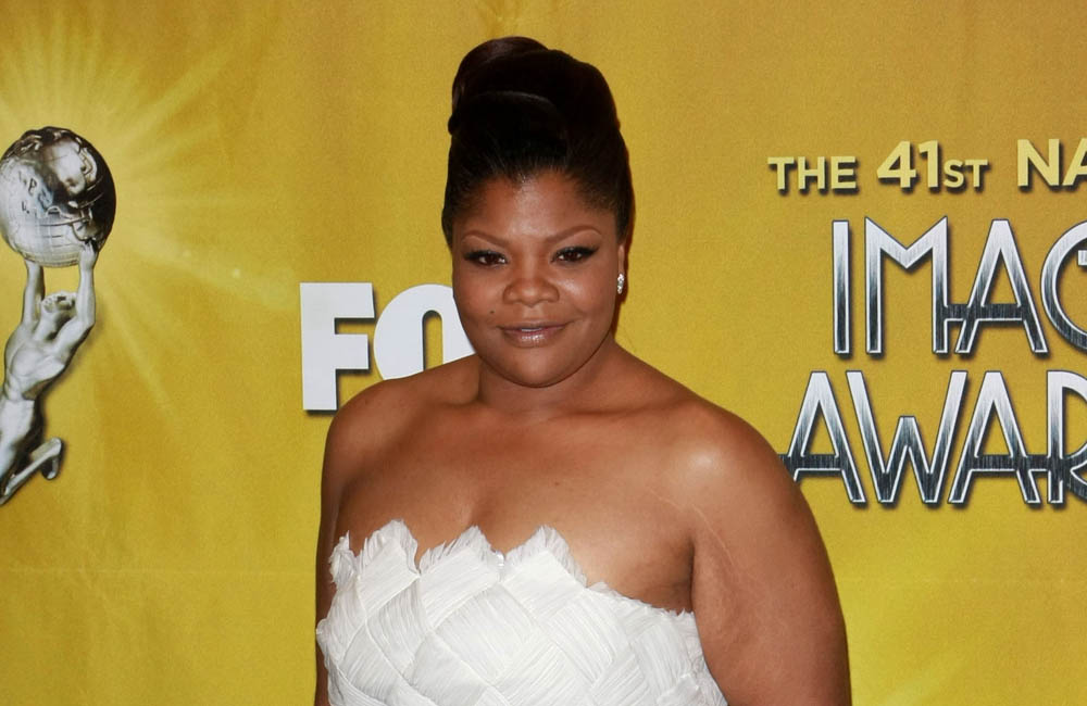 Mo’Nique shows alleged receipts to prove that D.L. Hughley lied to her ...