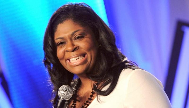 Kim Burrell Apologies for Controversial Sermon Calling Out ‘Broke, Ugly ...