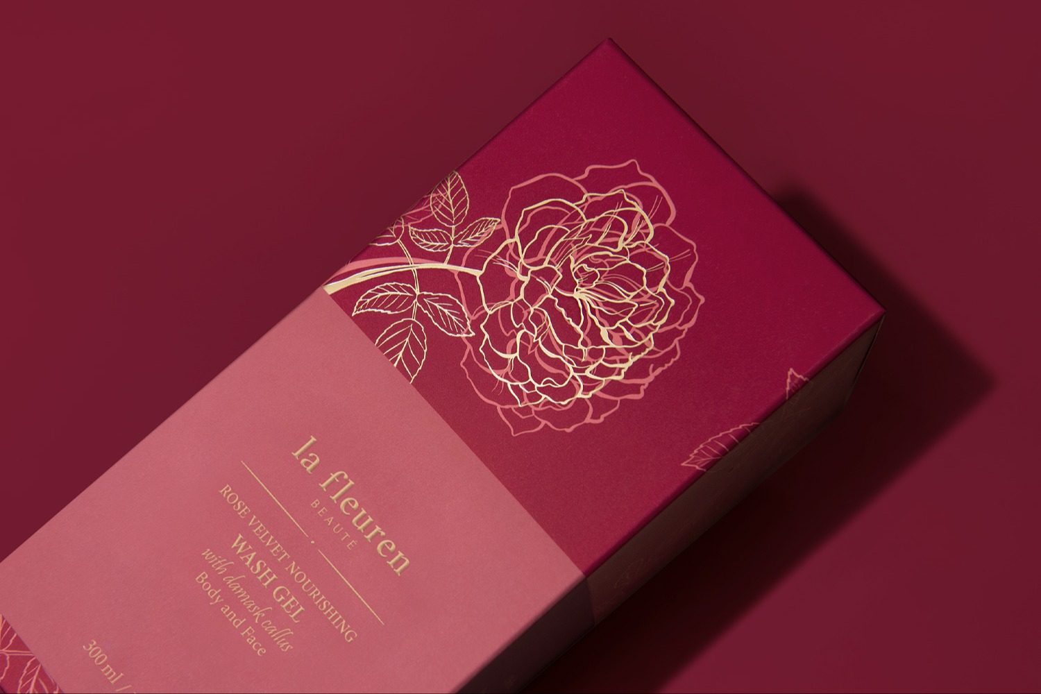 라프레앙 로즈 벨벳 너리싱 바디워시and바디로션 기프트 세트 패키지 디자인 패키지 컨셉개발 캐릭터 및 일러스트 지기구조 설계 프로토타입 제작 및 연구 소재 및 후가공