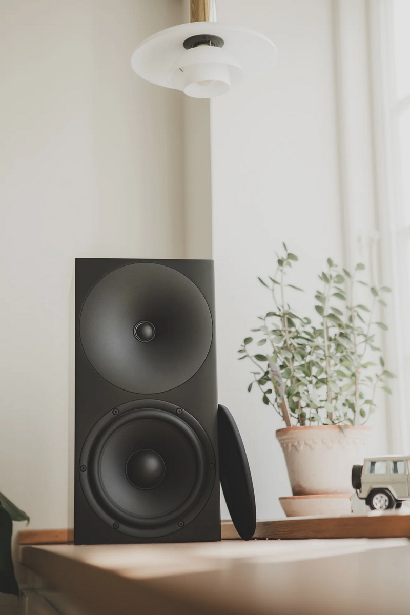 Buchardt Audio Unveils Third Generation S400 Mk 3 Bookshelf Speakers ...