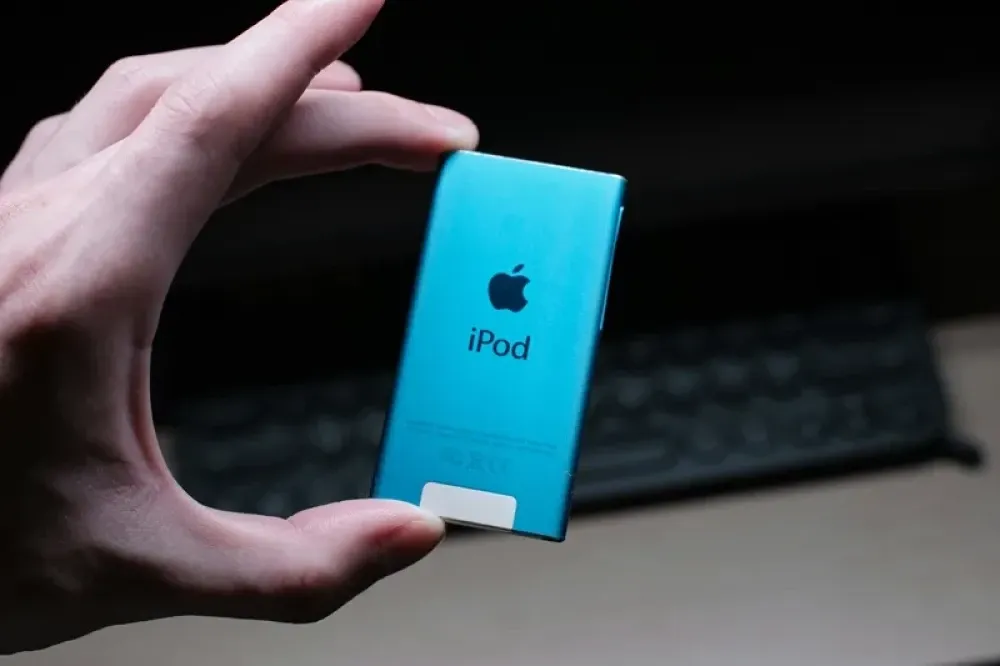 Apple iPod Classic and iPod Nano Sales Surge as Interest in Distraction ...