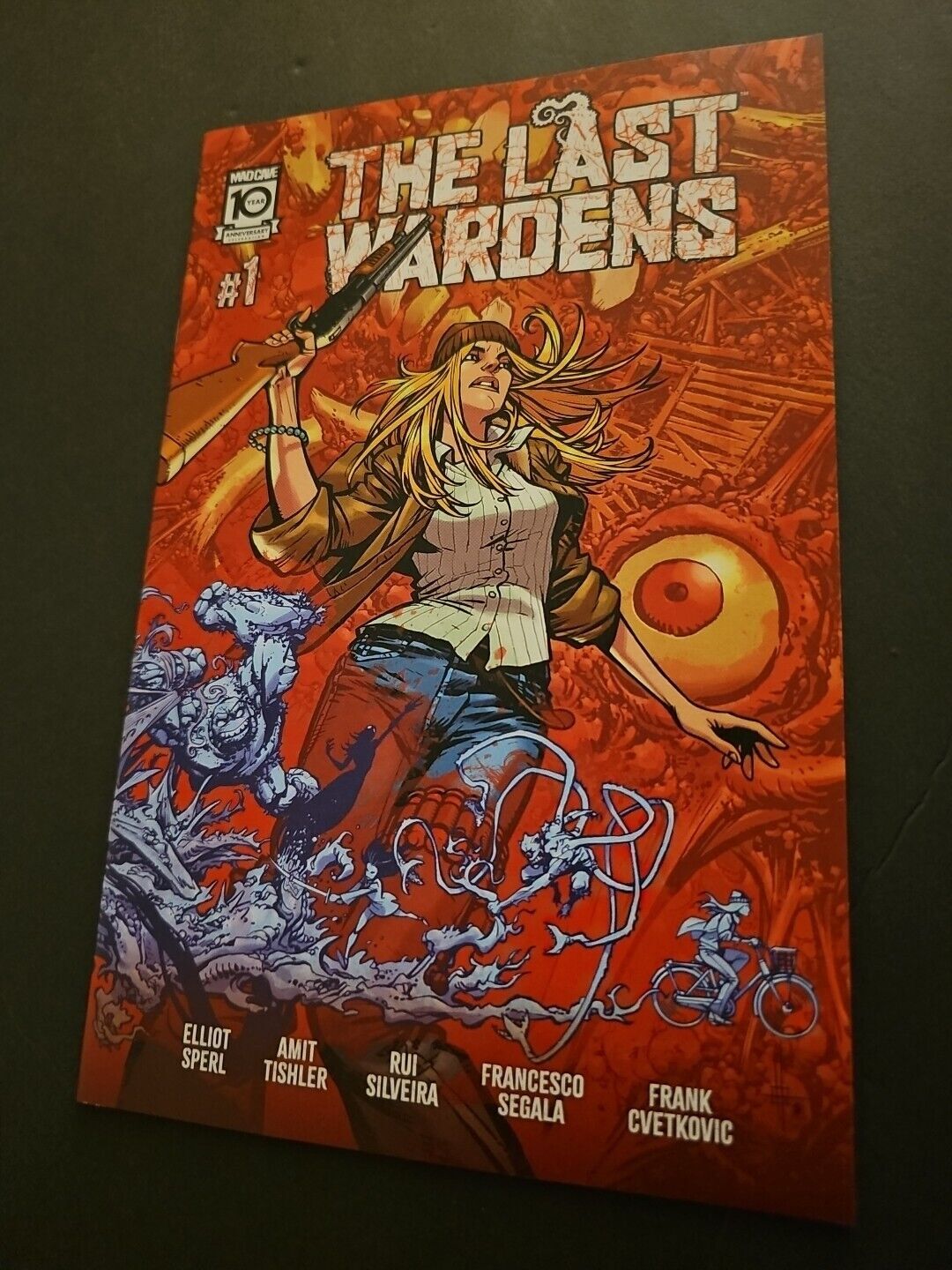 Last Wardens 1 Zach Howard Cover | Comic Books - Modern Age / HipComic