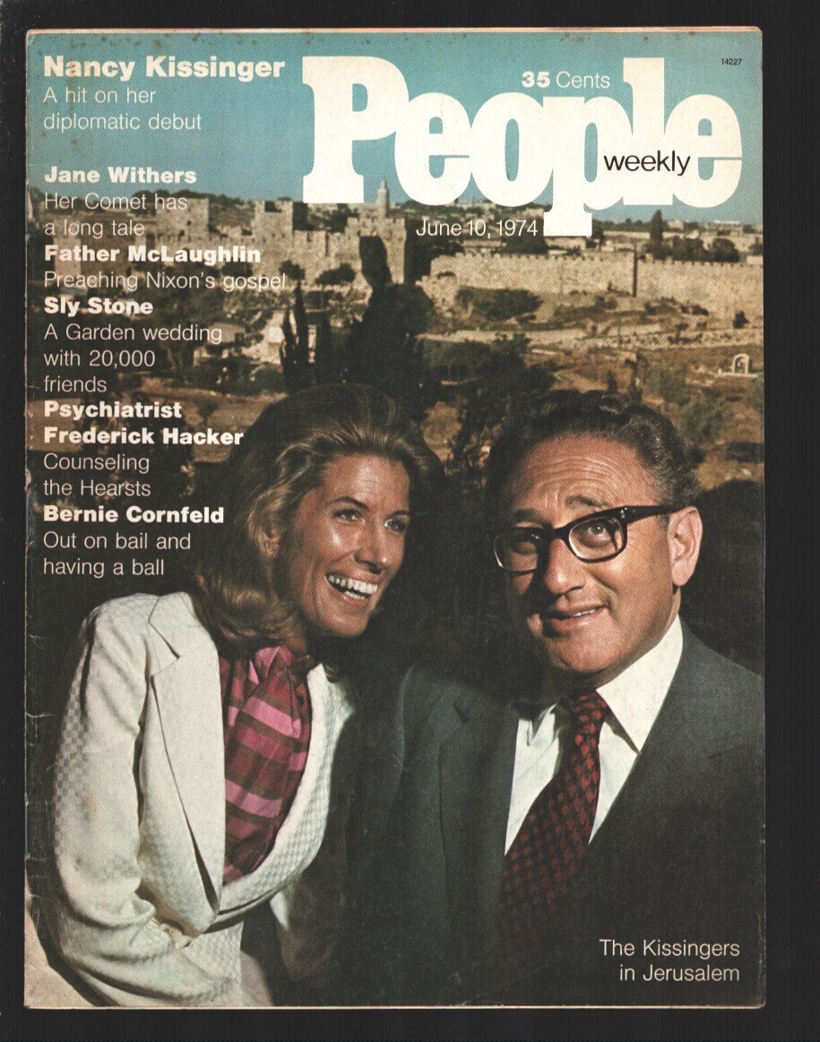 MAG: People -FNWeekly #15 6/10/1974-Kissinger cover & story-Angie ...
