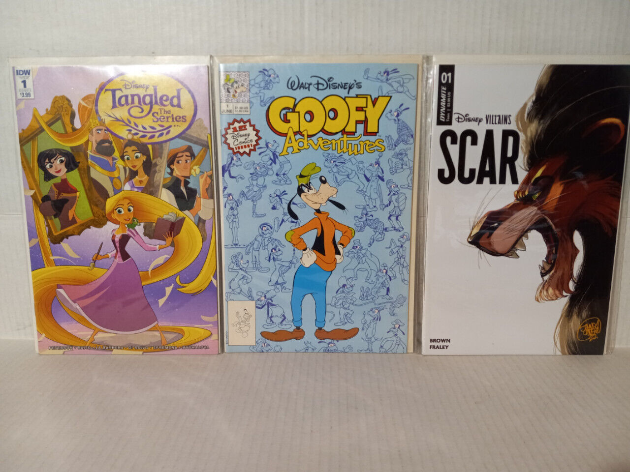 Disney: 17 Comics - Goofy, Scar, Ultraheroes, TOY Story, Tangled, Uncle ...