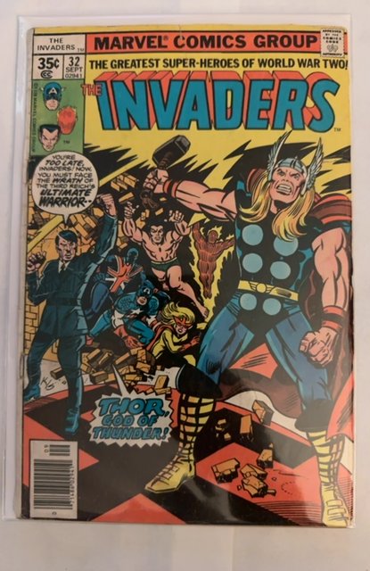 The Invaders #32 *Hitler tricks Thor into fighting Invaders | Comic ...