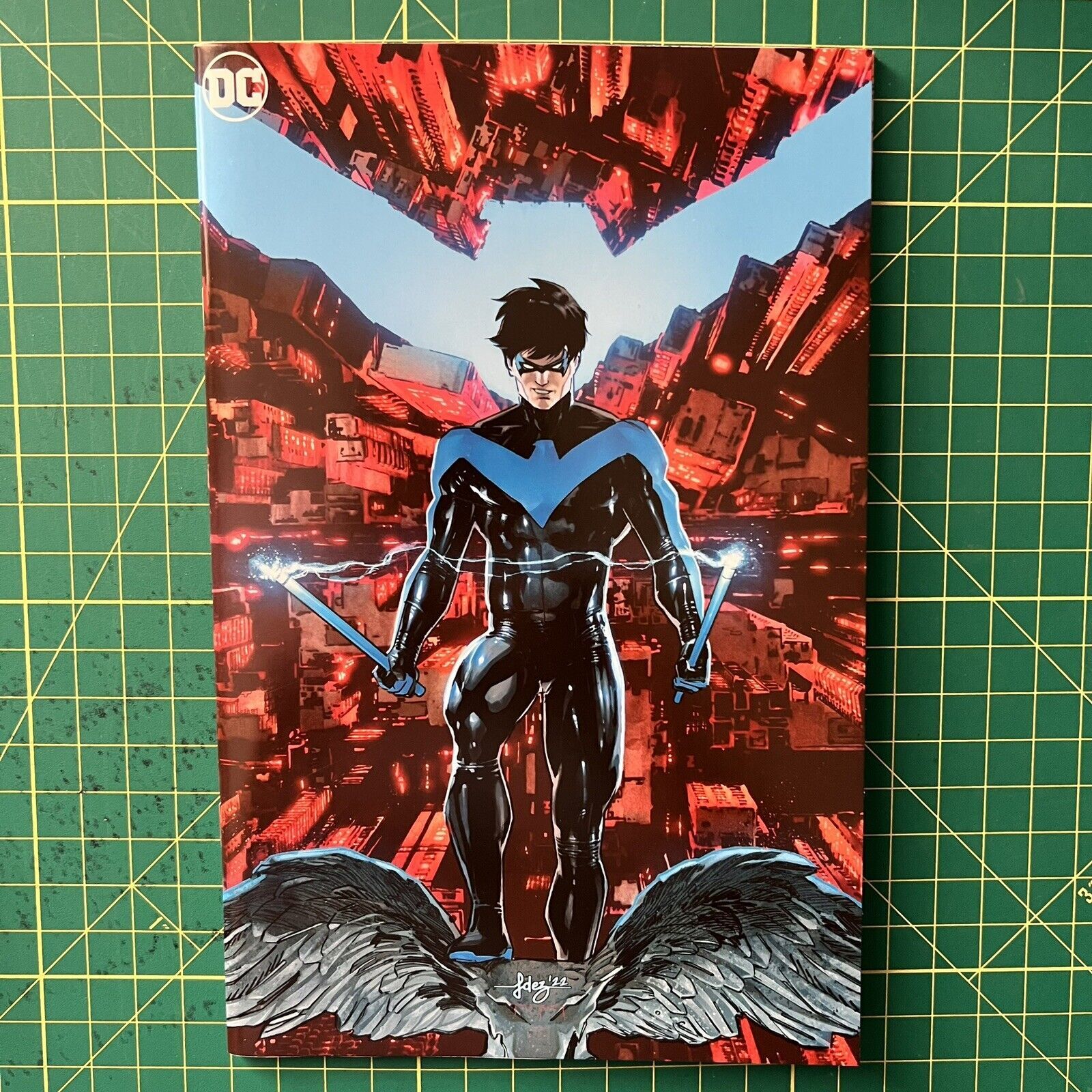 Nightwing #100 Cover E Variant Javier Fernandez Card Stock DC COMICS ...