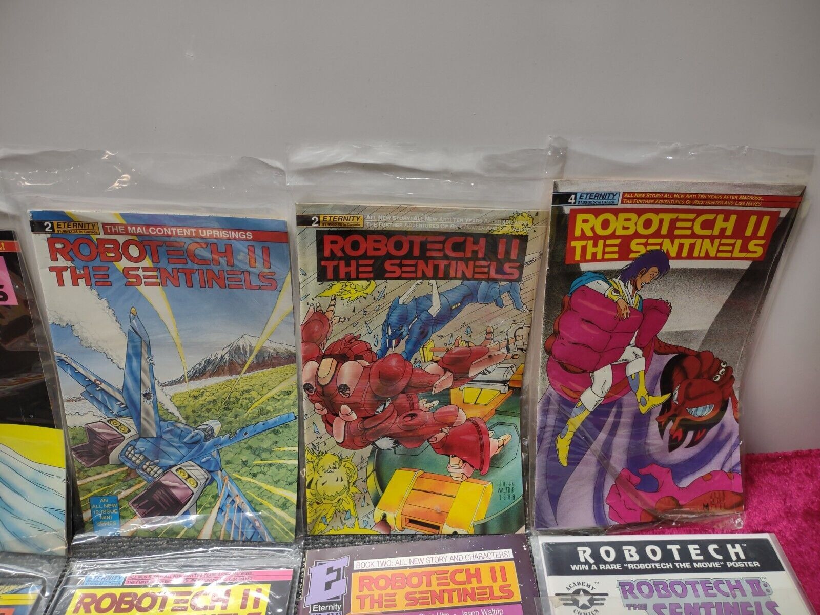 Robotech Lot of 25 Comics; The Sentinels, The Macross Saga, Masters ...
