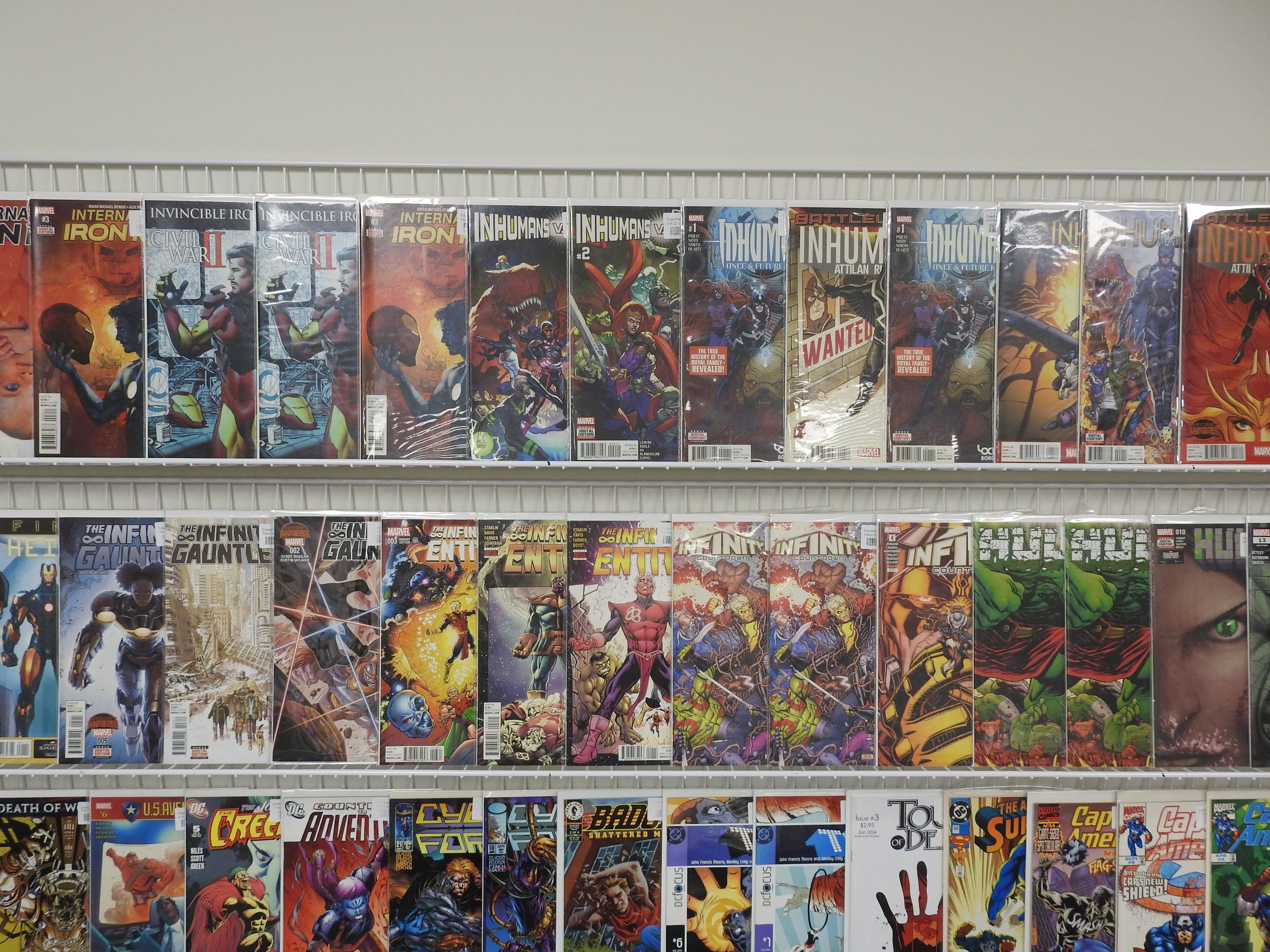 Huge Lot 150+ Comics W/ Hulk, Iron Man, Avengers, +More! Avg VF ...
