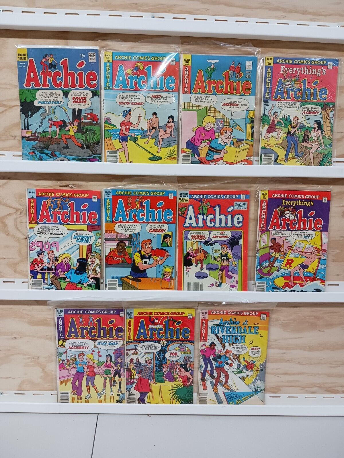 Vintage Lot of 91 Archie series comics - Archie Mad House Comics Betty ...