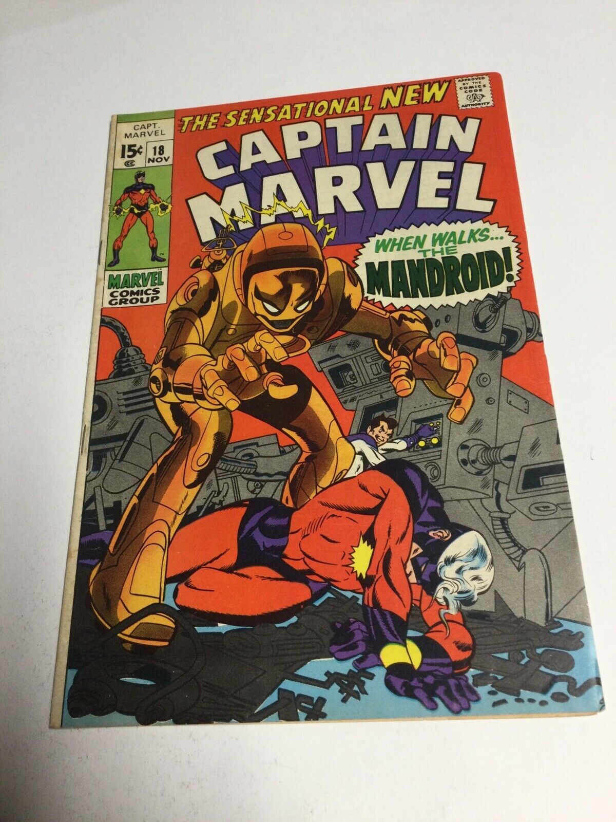 Captain Marvel 18 Fn Fine 6.0 Marvel Comics | Comic Books - Silver Age ...