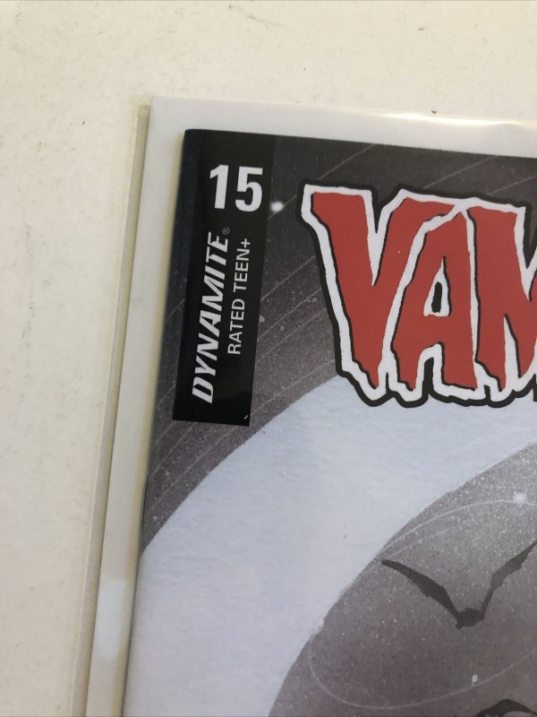 Vampirella #15 1:40 Peach Momoko Variant Cover NOV 2020 Comic Book ...