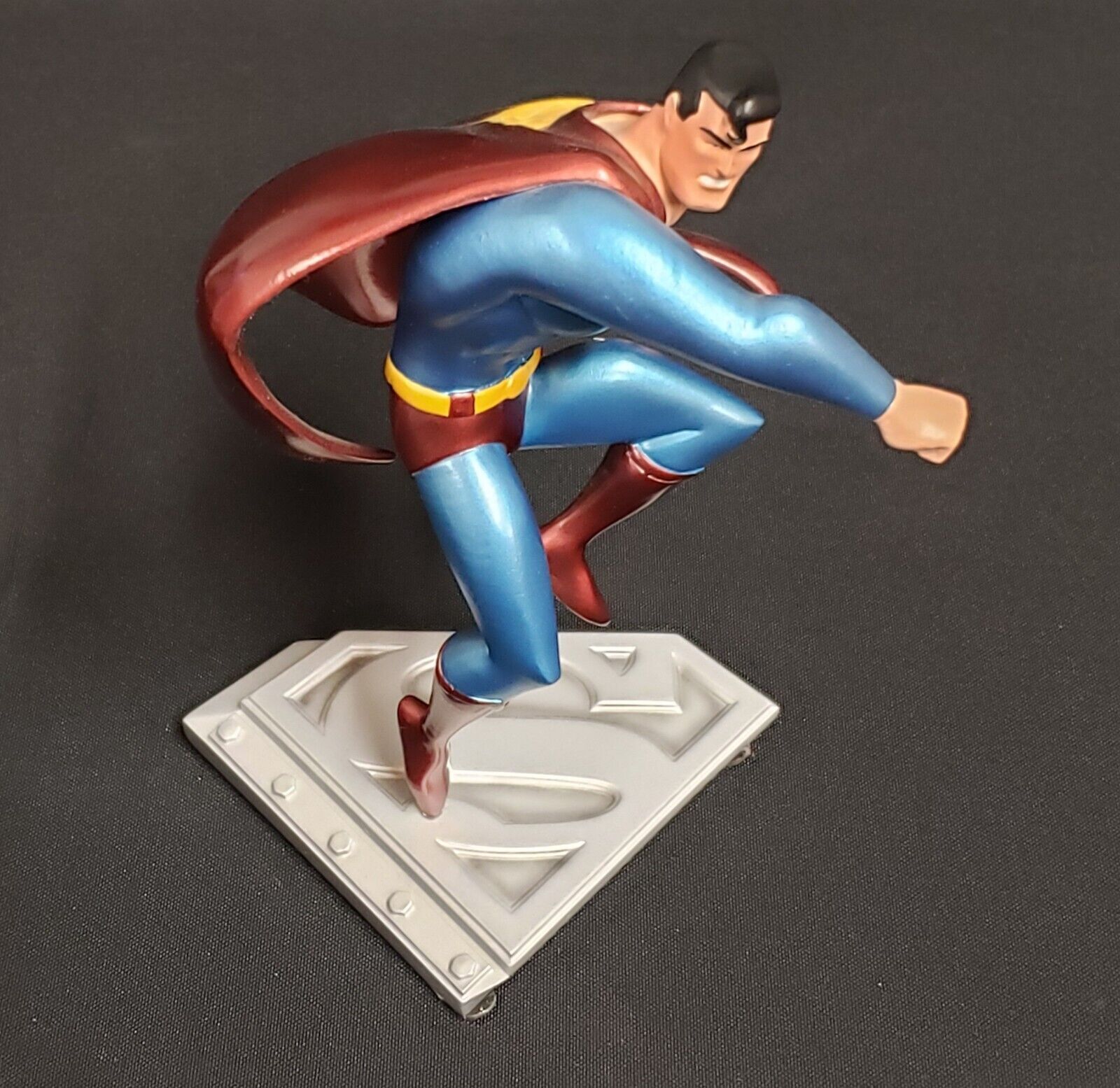 Superman The Man of Steel Animated Series Statue DC Collectibles 1561/ ...