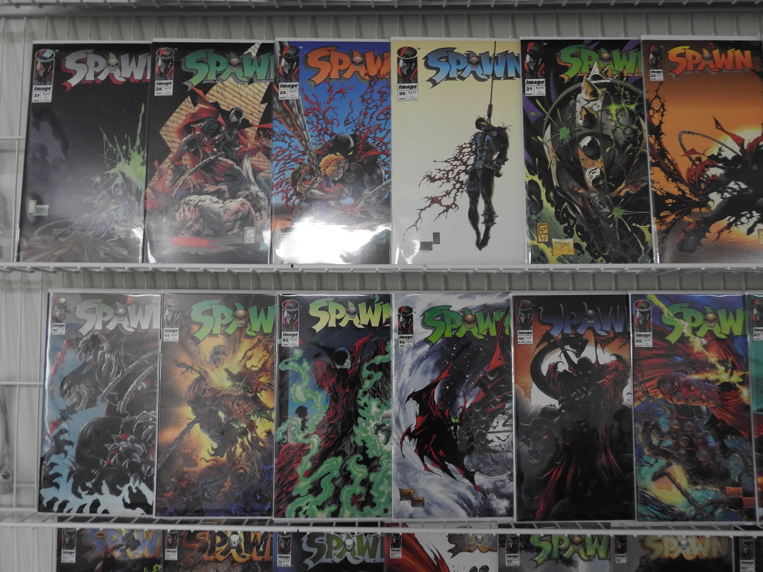 Huge Lot of Spawn W/#1-45 complete + Spawn Bible, Dark Ages+ Beautiful ...