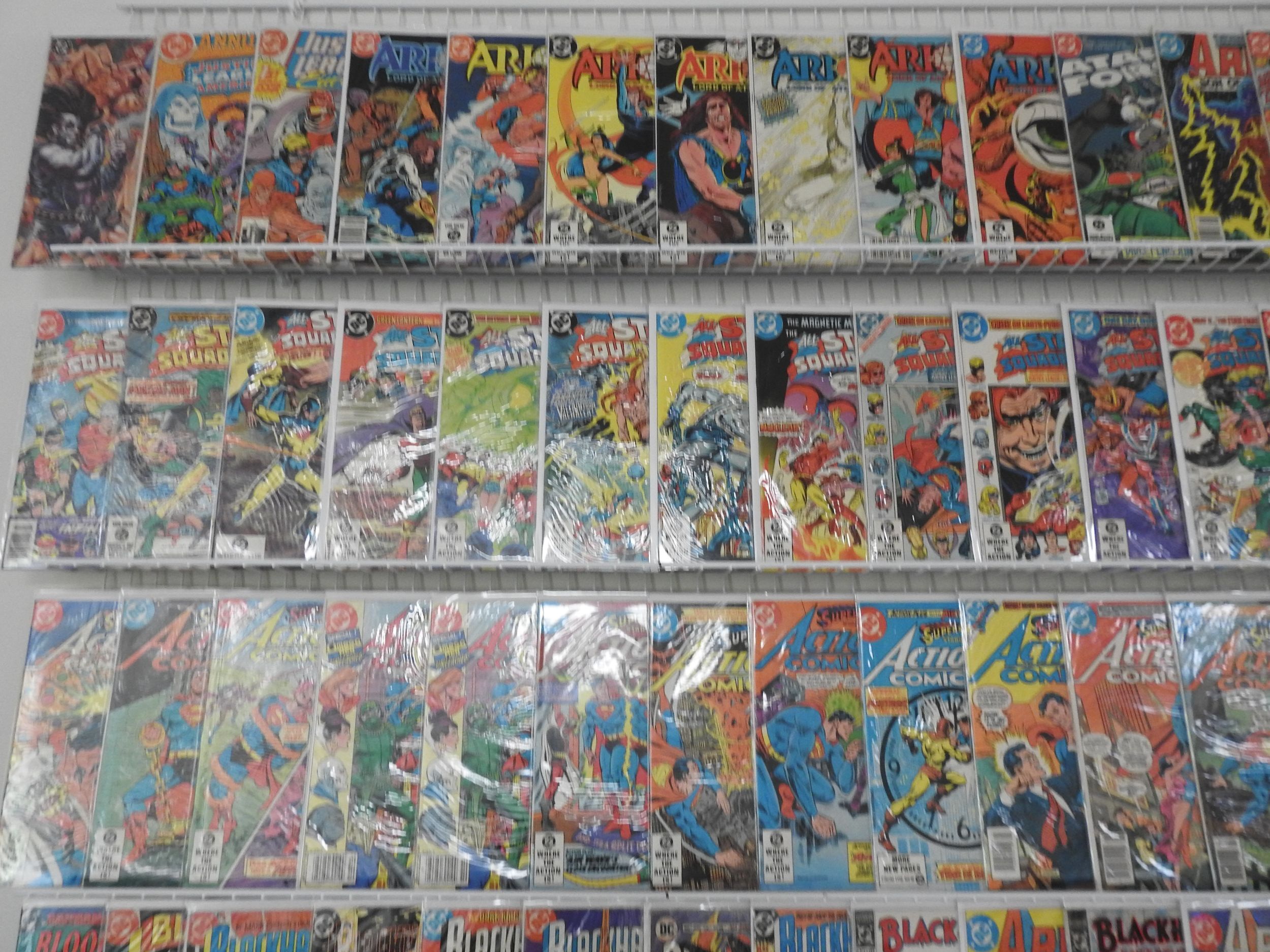 Huge Lot of 130+ Comics W/ Action Comics, Batman, Superman Avg. VF ...