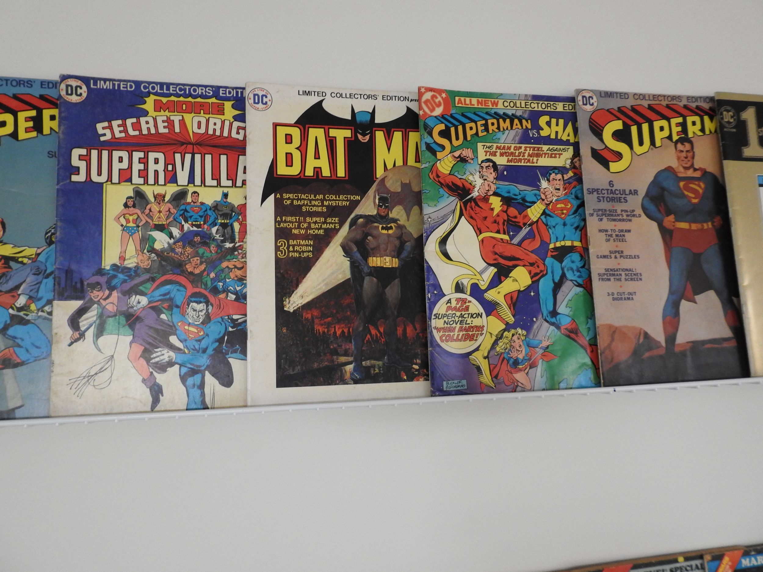 Huge Lot 32 Vintage Treasury Sized Comics!! Avg VG/Fine Condition ...