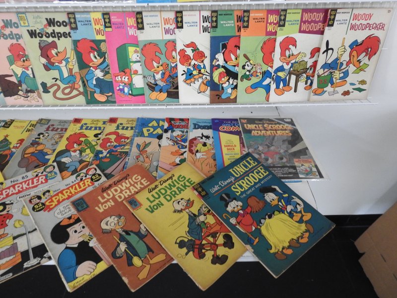 Huge Lot of 150+ Comics W/ Bugs Bunny, Mickey Mouse, Uncle Scrooge! Avg ...