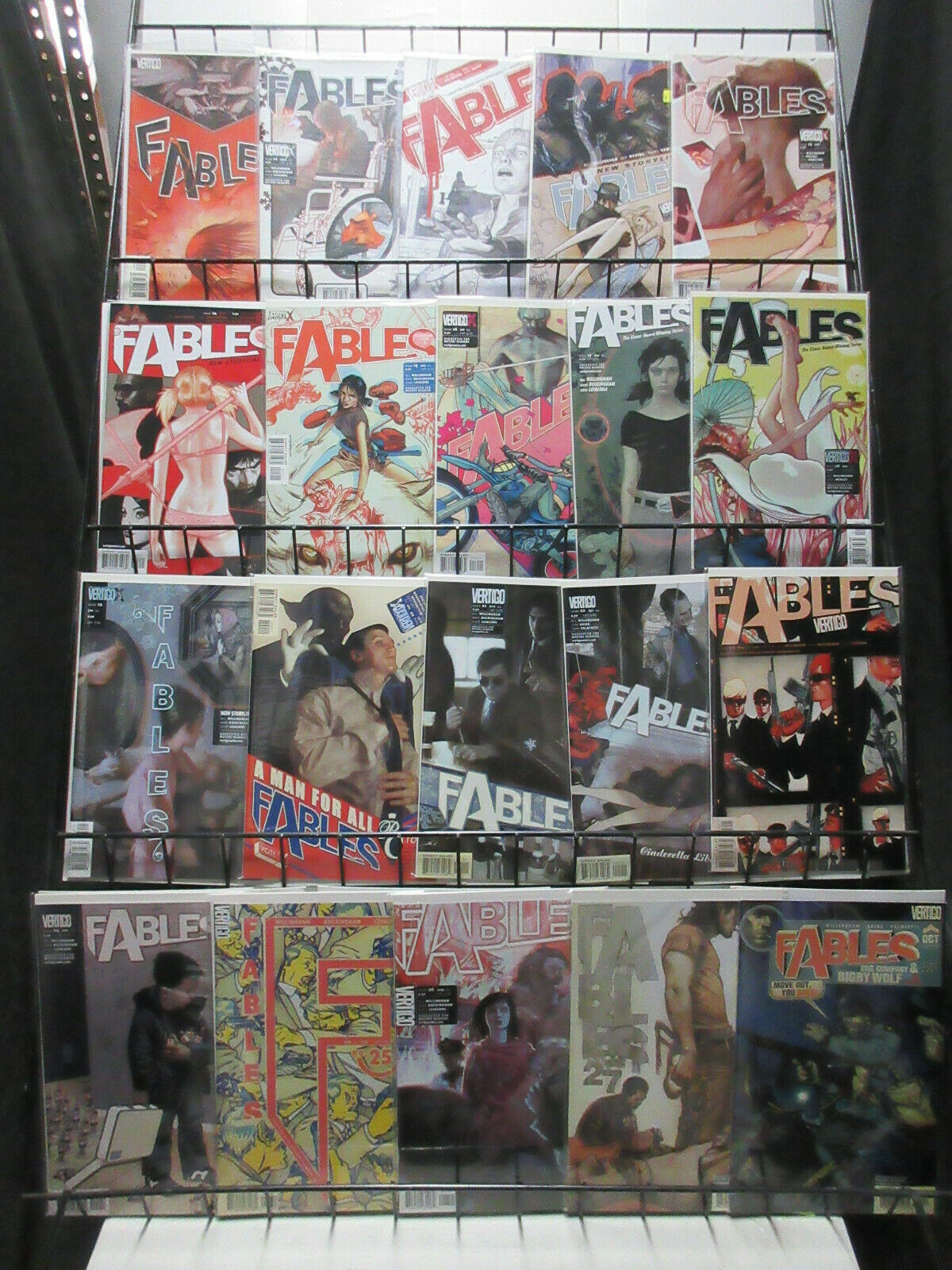 Fables Mini-Library Lot of 98Diff from #9-143 Vertigo Comics from 2002 ...
