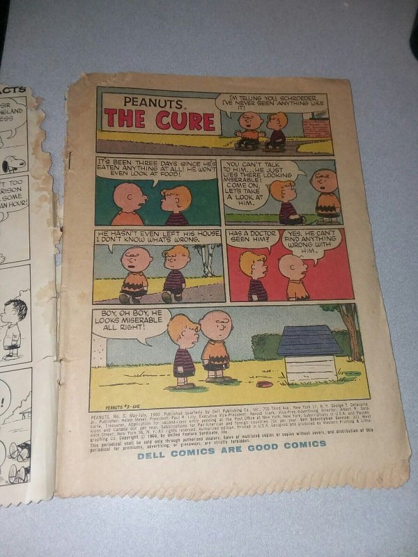 Peanuts 5 Dell Comics 1960 Silver Age Charlie Brown Snoopy Charles