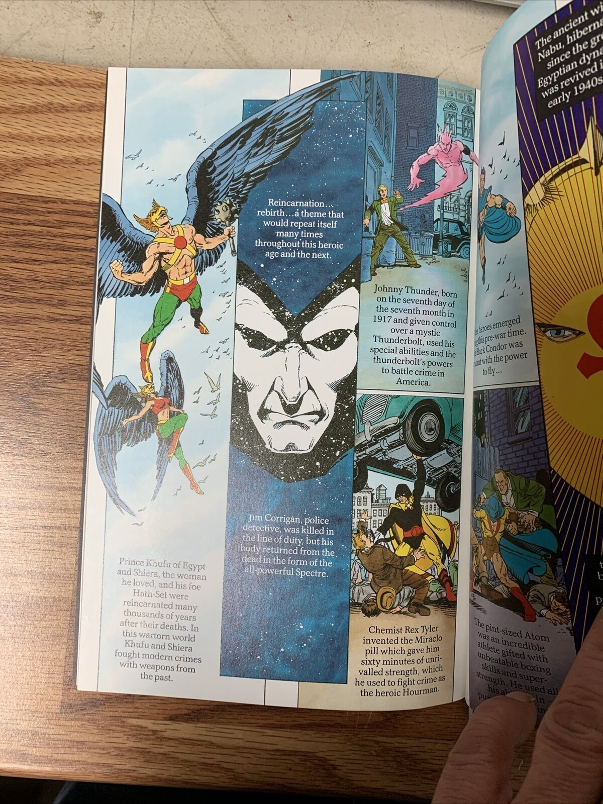 HISTORY OF THE DC UNIVERSE #1, 2, All Formats, DC comics (1986) Wolfman ...